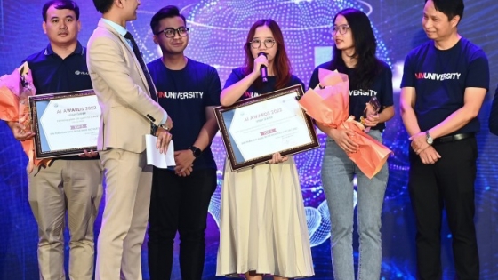 Hệ thống phát hiện uống thuốc sai đơn của sinh viên VinUni lọt Top 5 AI Awards 2022